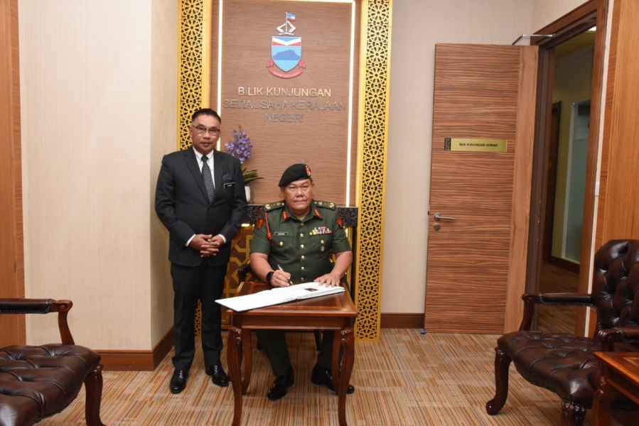 Kunjungan Hormat Yang Berbahagia Mejar Jeneral Abdul Rahman bin A Wahab ...