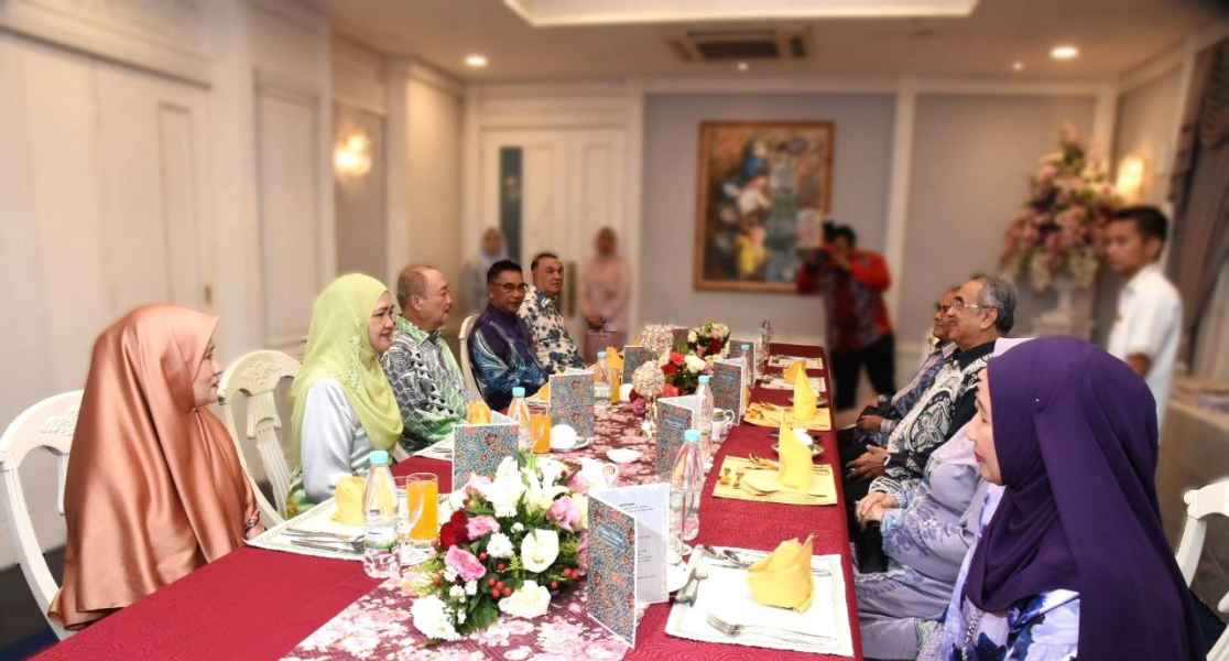 Majlis Makan Malam sempena Ketibaan Tuan Yang Terutama (TYT) Yang di ...