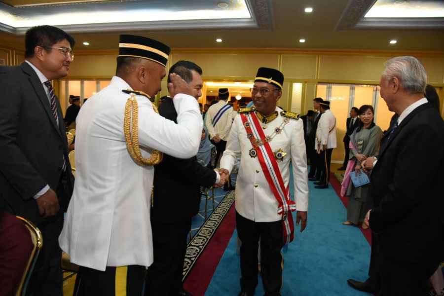 Majlis Istiadat Pengurniaan Darjah Kebesaran, Bintang Dan Pingat Negeri ...