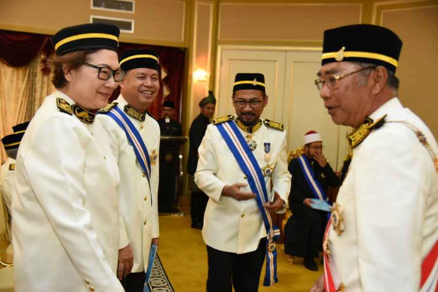 Majlis Istiadat Pengurniaan Darjah Kebesaran, Bintang Dan Pingat Negeri ...