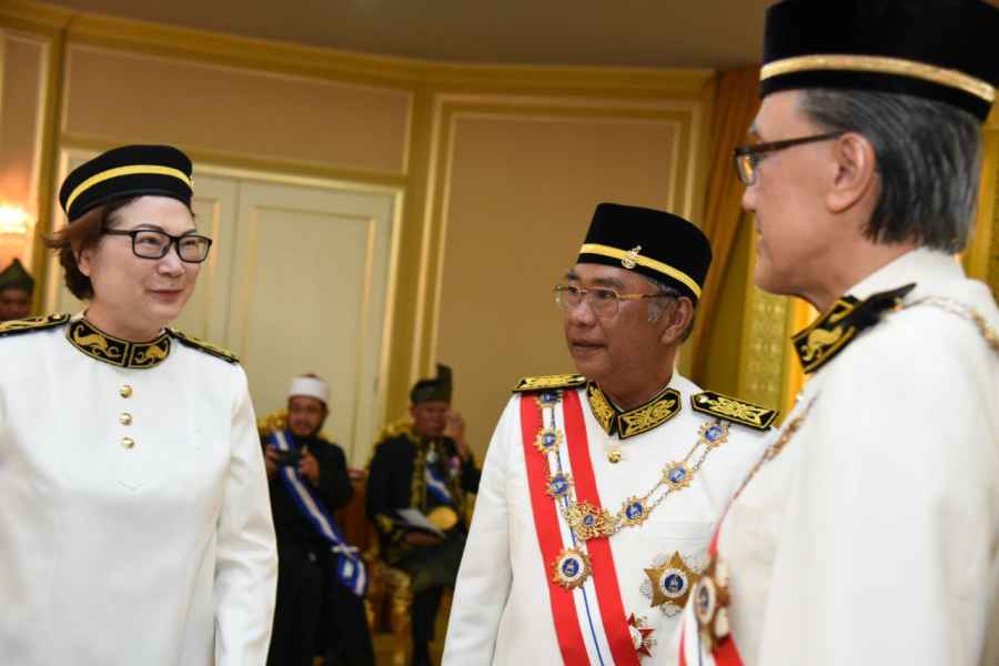 Majlis Istiadat Pengurniaan Darjah Kebesaran, Bintang Dan Pingat Negeri ...