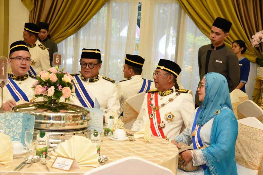 Majlis Istiadat Pengurniaan Darjah Kebesaran, Bintang Dan Pingat Negeri ...