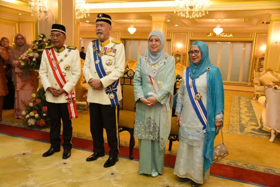 Majlis Istiadat Pengurniaan Darjah Kebesaran, Bintang Dan Pingat Negeri ...