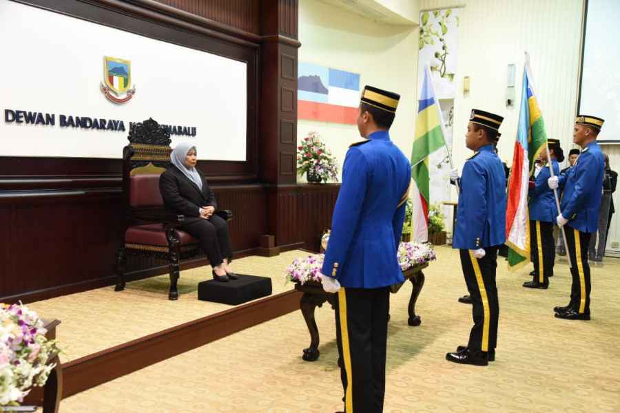 Setiausaha Kerajaan Negeri Sabah - Majlis Serah Tugas Mayor Dewan ...