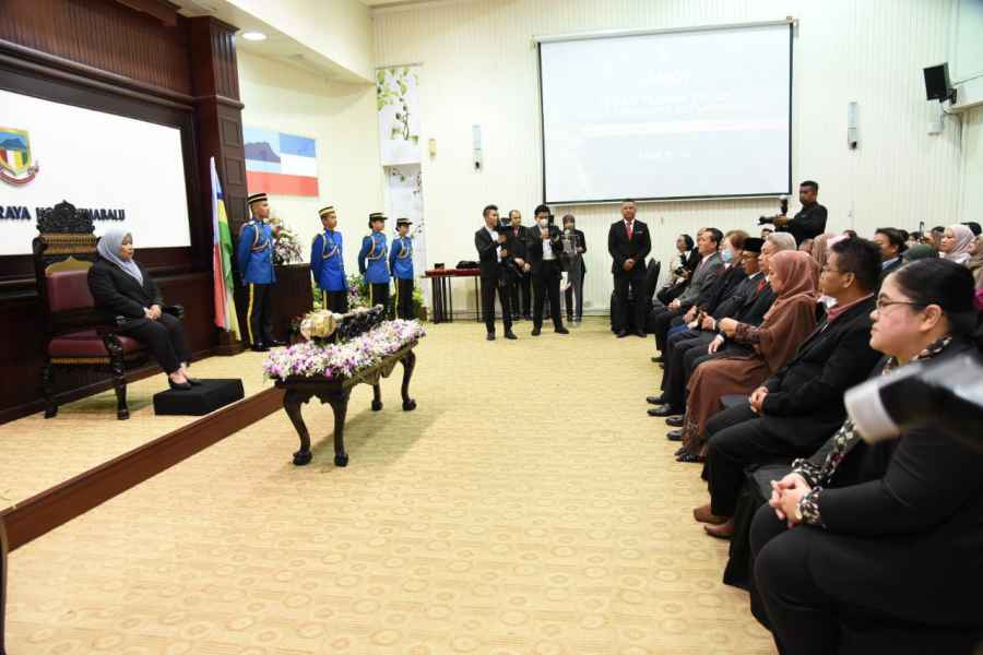 Setiausaha Kerajaan Negeri Sabah - Majlis Serah Tugas Mayor Dewan ...