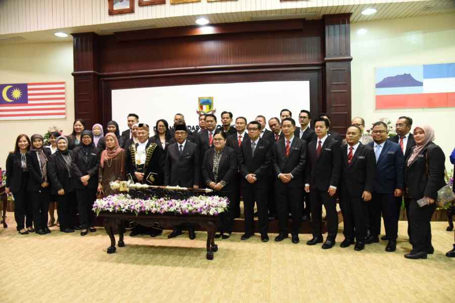 Setiausaha Kerajaan Negeri Sabah - Majlis Serah Tugas Mayor Dewan ...