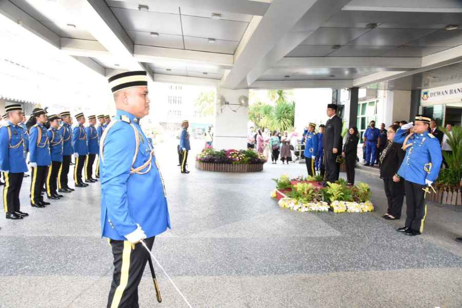 Setiausaha Kerajaan Negeri Sabah - Majlis Serah Tugas Mayor Dewan ...